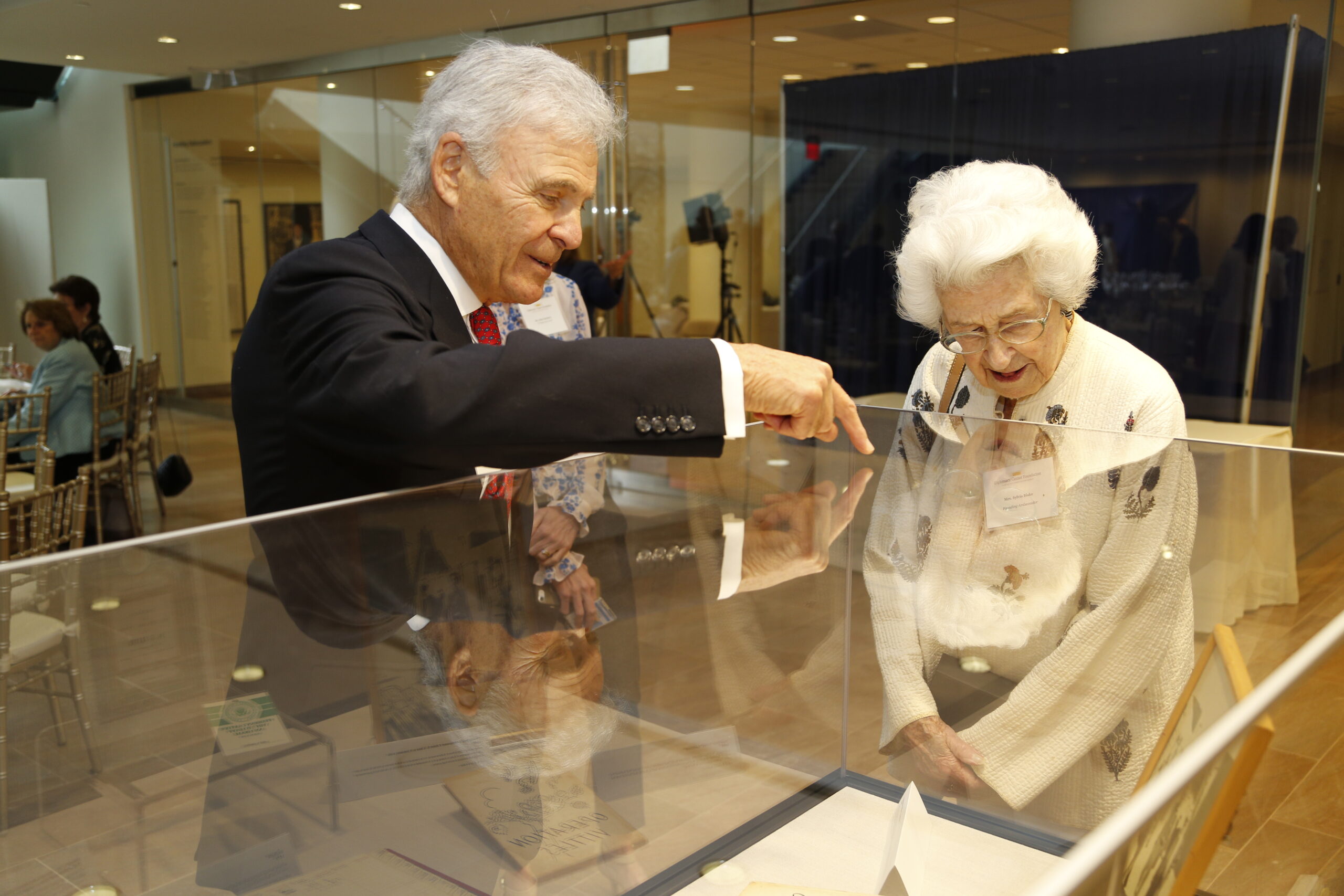 Diplomacy Center Foundation Founding Ambassadors Concourse Dedication ...