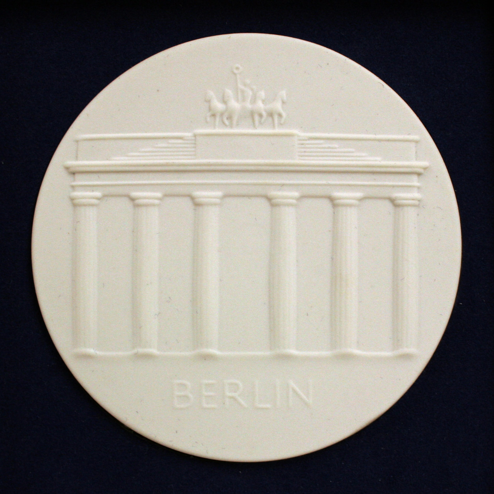 Brandenburg Gate Medallion - The National Museum of American Diplomacy