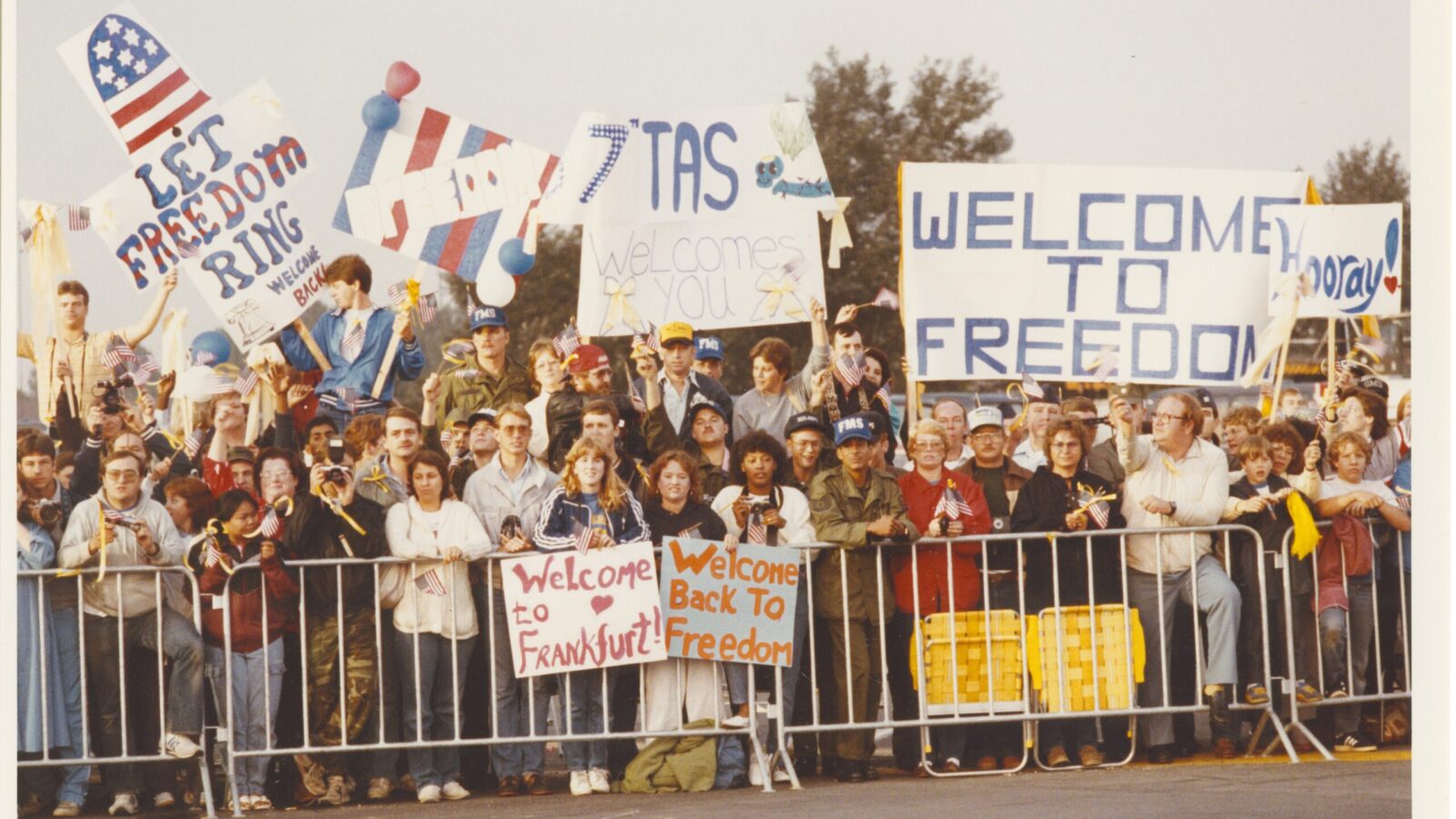 “Tie a Yellow Ribbon:” The Origin of the National Response to the Iran ...