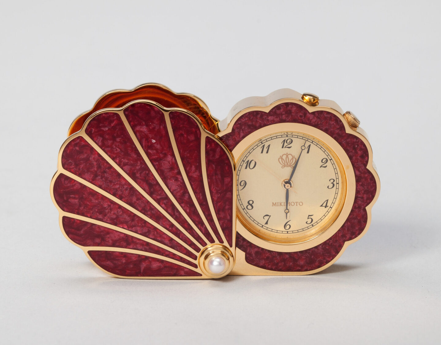 Shell-Shaped Desk Clock - The National Museum of American Diplomacy