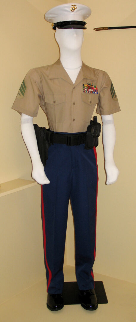 Marine Security Guard Uniform - The National Museum of American Diplomacy